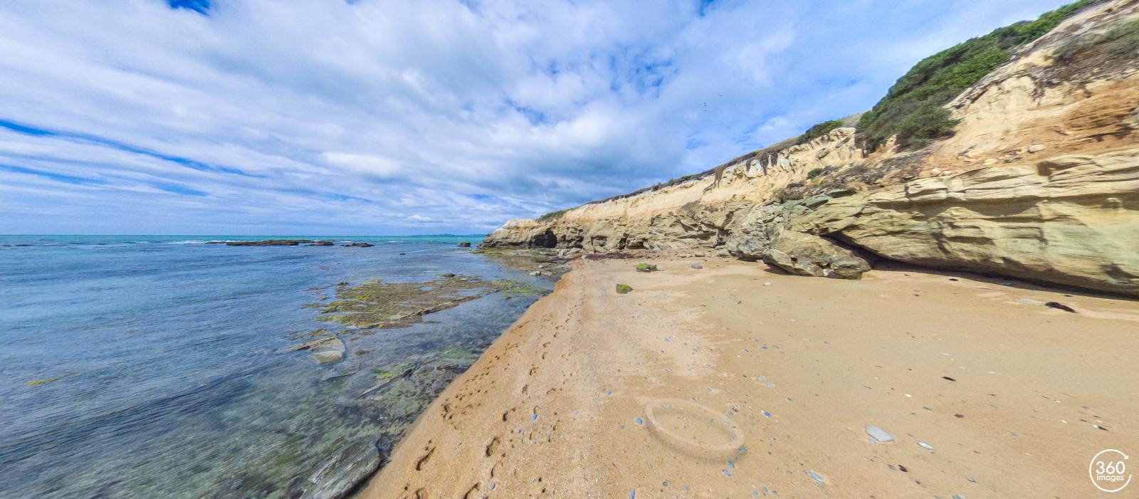 All Day Bay/Campbells Bay - Virtual Waitaki